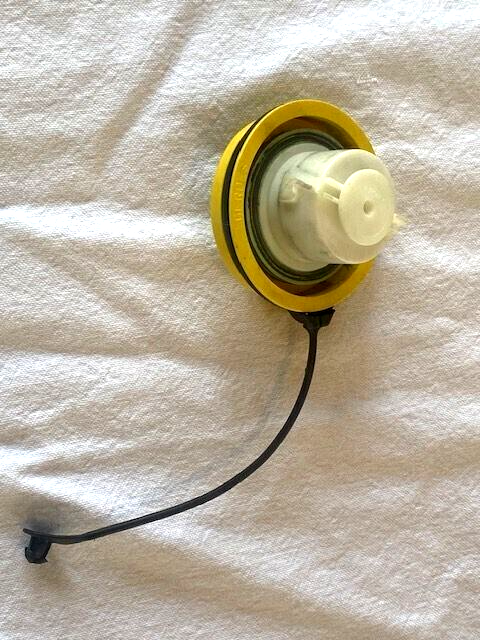 GM Captiva HHR Impala Malibu Monte Carlo G6 Yellow Fuel Gas Cap GT294 ...