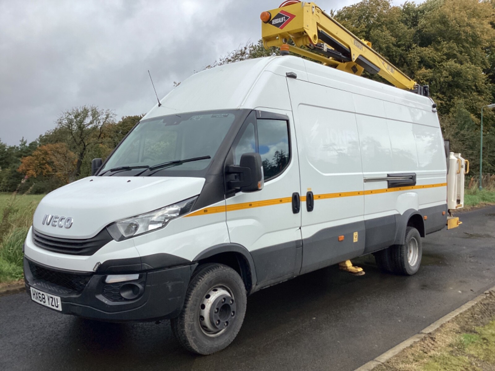 cherry picker van cherrypicker, iveco 16.5m lift 2018 versalift euro 6 ...