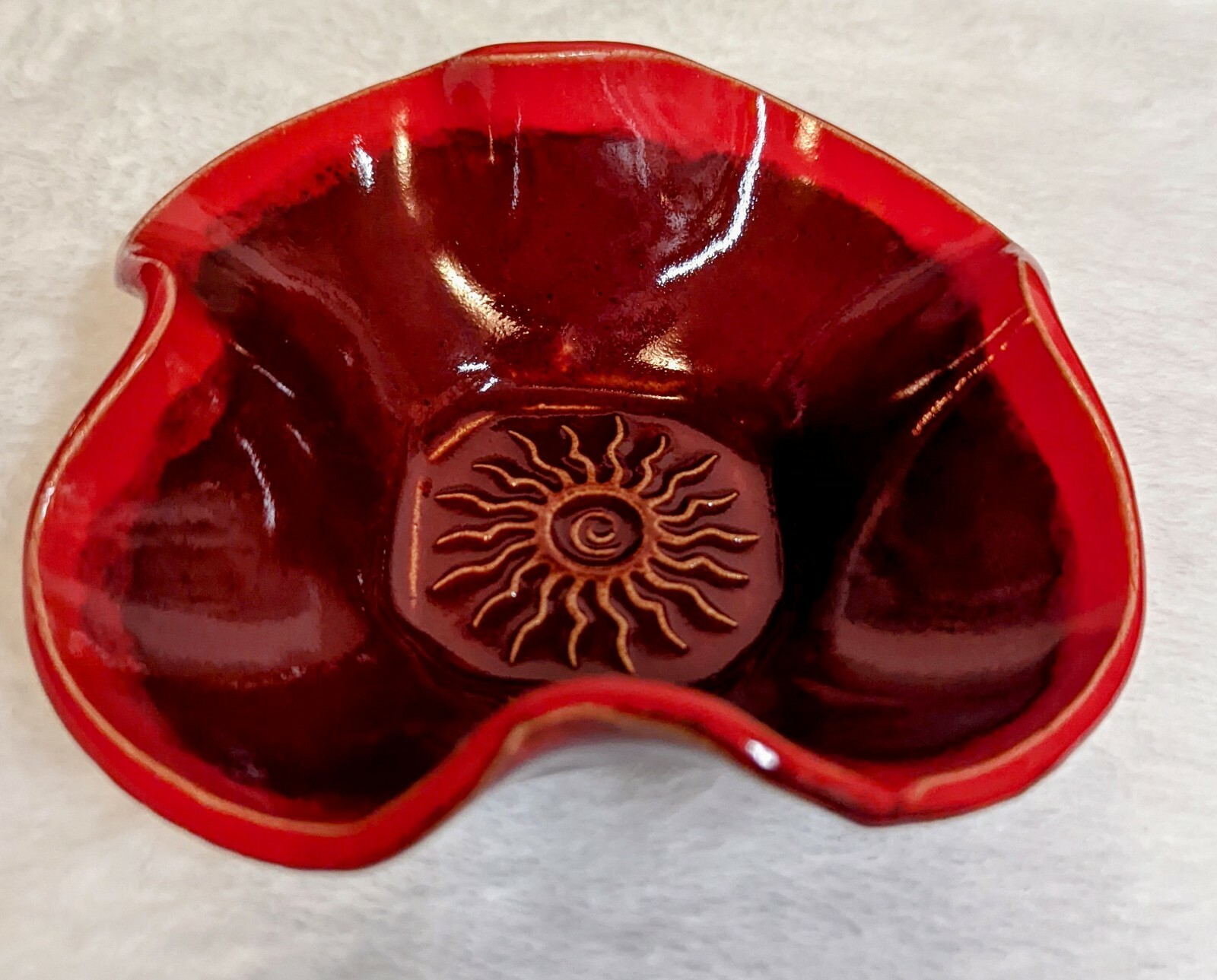 Red Ruffle Top Pottery Bowl w/Light Red Rim & w/Sun on bottom Signed ...