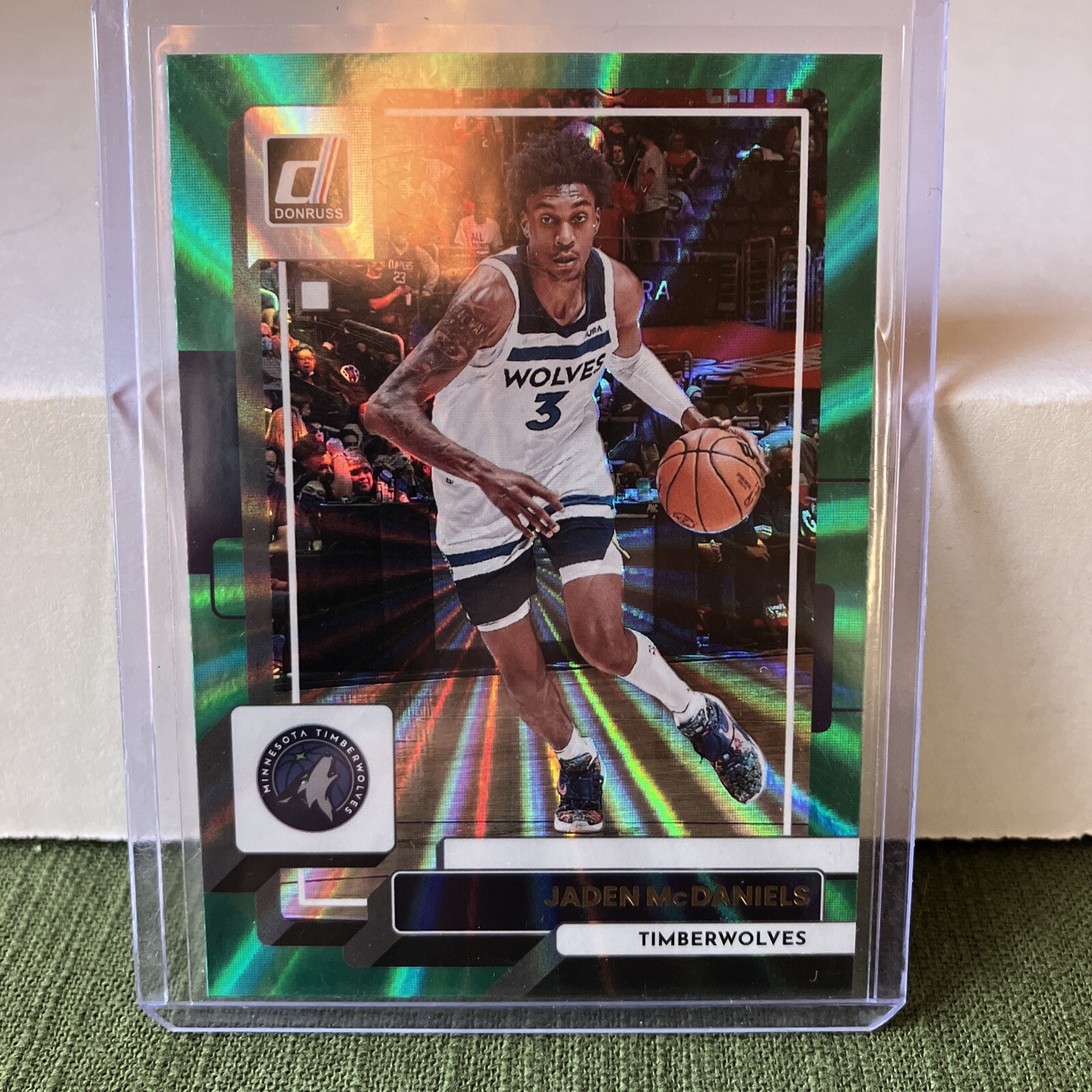 2022-23 Panini Donruss Jaden McDaniels Green Laser Holo #98 ...