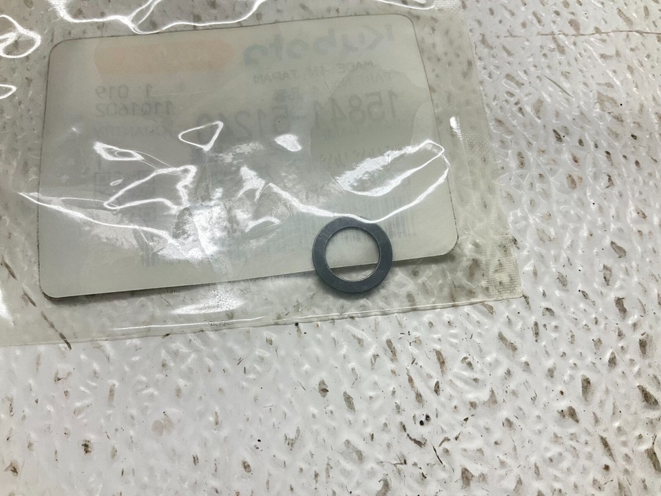Kubota 15841-51240 Deliv / Valvena Gasket 1584151240 15841 New (TSC) | eBay