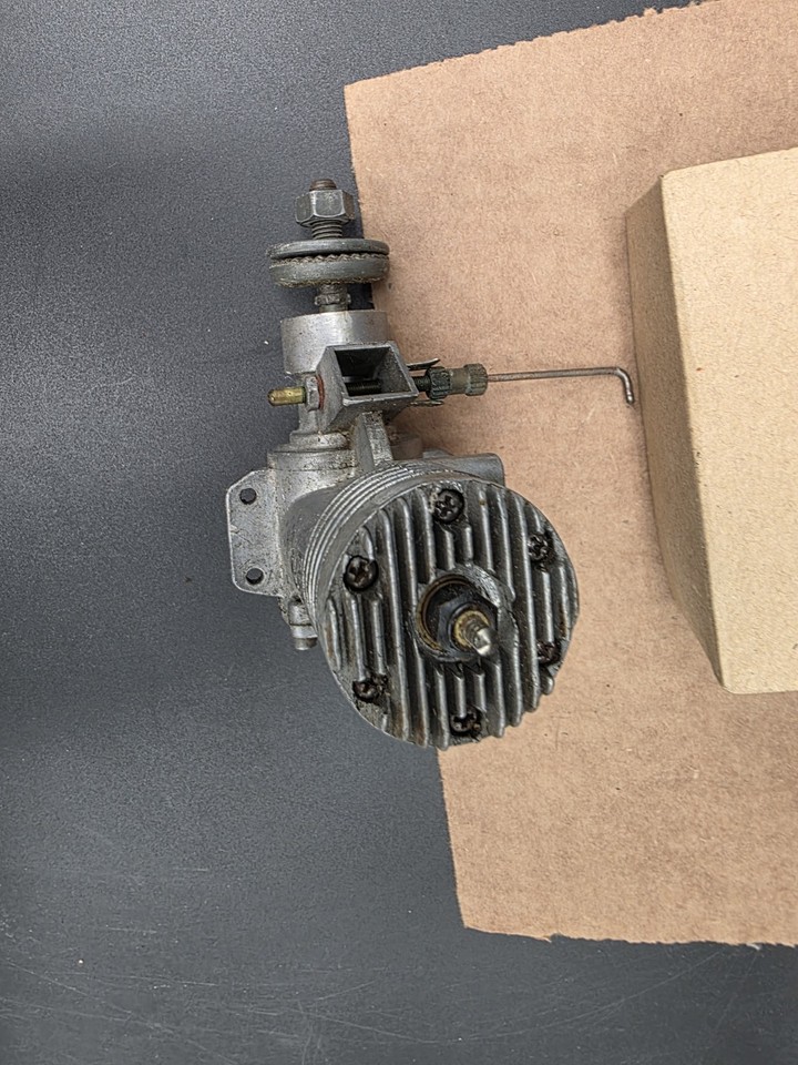 Vintage Fox 35 Plane Motor Model Engine Control Line .35 Glow Nitro ...