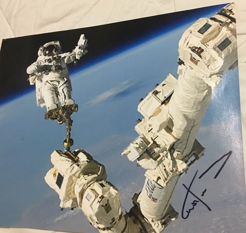 NASA SPACE SHUTTLE Chris Hadfield Signed Picture 11-14 Plus Book And ...