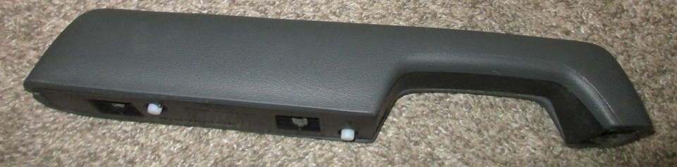 83-88 Ford Ranger/Bronco Door Handle Armrest R Passenger 1524140-AAW ...