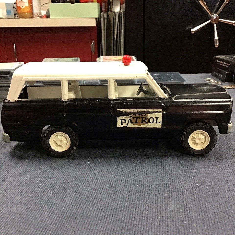 VINTAGE TONKA HI-WAY PATROL SHERIFF JEEP WAGONEER 1960'S PRESSED STEEL ...