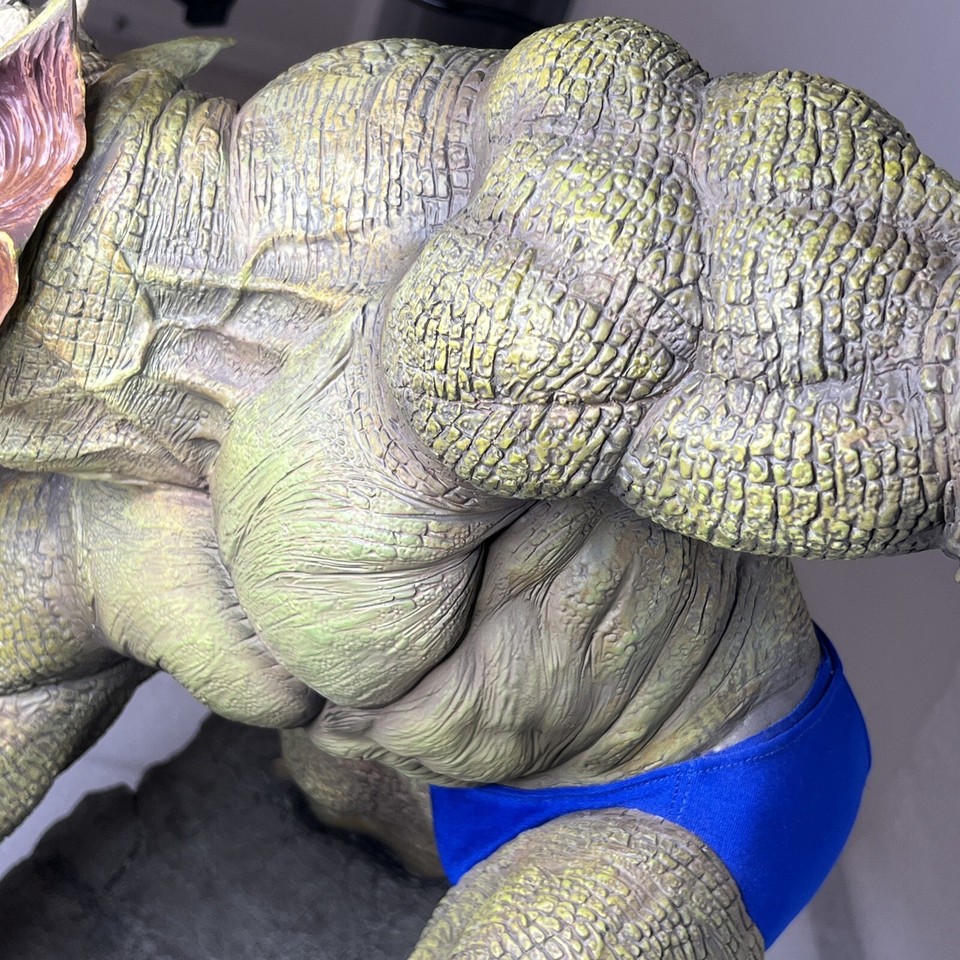 Sideshow Abomination Premium Format Figure Statue - Limited Edition 64/ ...