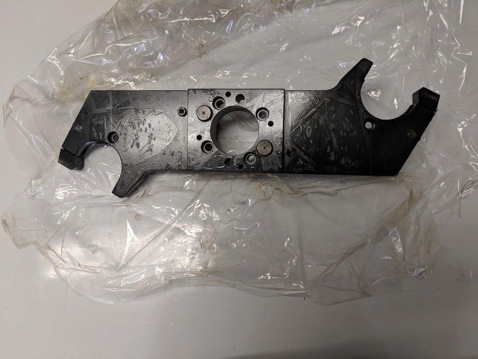 Hitachi Seiki VK45 II Cat 40 Twin Arm Assembly | eBay