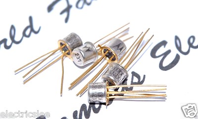 1pcs - MOTOROLA 2N3823 PNP 0.3W 20V 0.5A Gold-Pin Transistor "Genuine ...