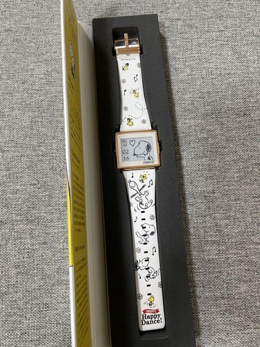 Peanuts Snoopy Smart Canvas Watch special edition White | eBay