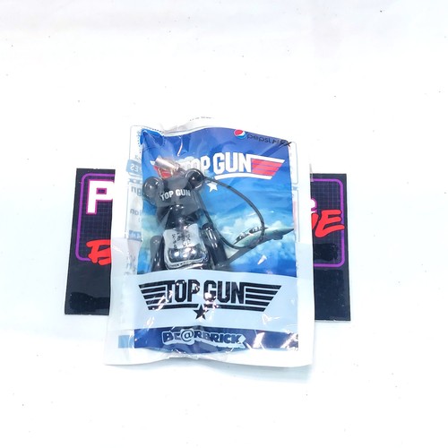 Bearbrick Top Gun #7 70% PEPSI PARAMOUNT MIB MEDICOM KEYCHAIN TOM ...