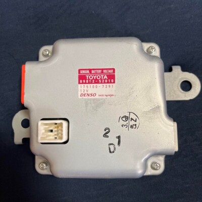 JDM Toyota Genuine 89892-52010 Aqua Prius C NHP10 Battery Voltage ...