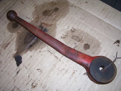 ORIGINAL IH FARMALL 560 DIESEL TRACTOR -THROTTLE LEVER & FRICTION DISC ...