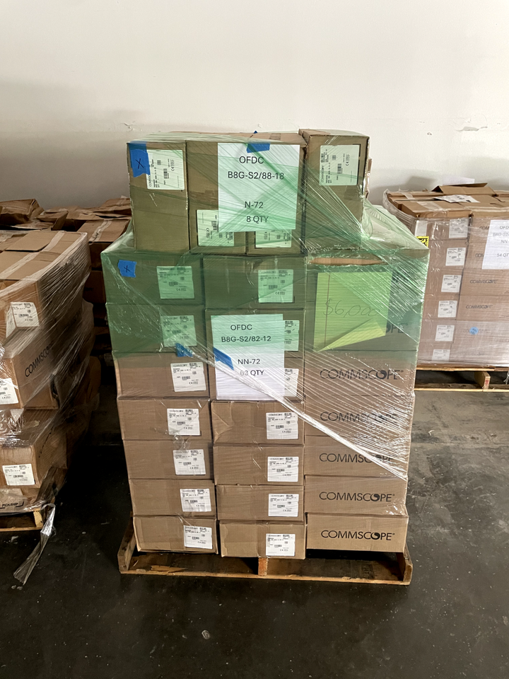 COMMSCOPE FIBR OPTIC SPLITTER (OFDC-B8G-S2/82-12-NN-72) | eBay