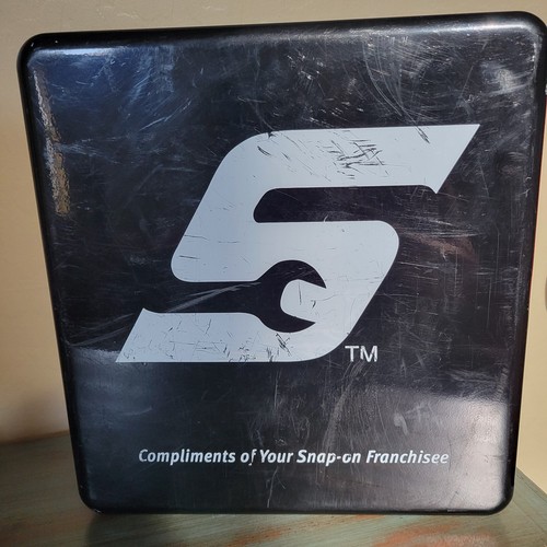 Snap On Key Cabinet with latch. Holds 40 keys | eBay