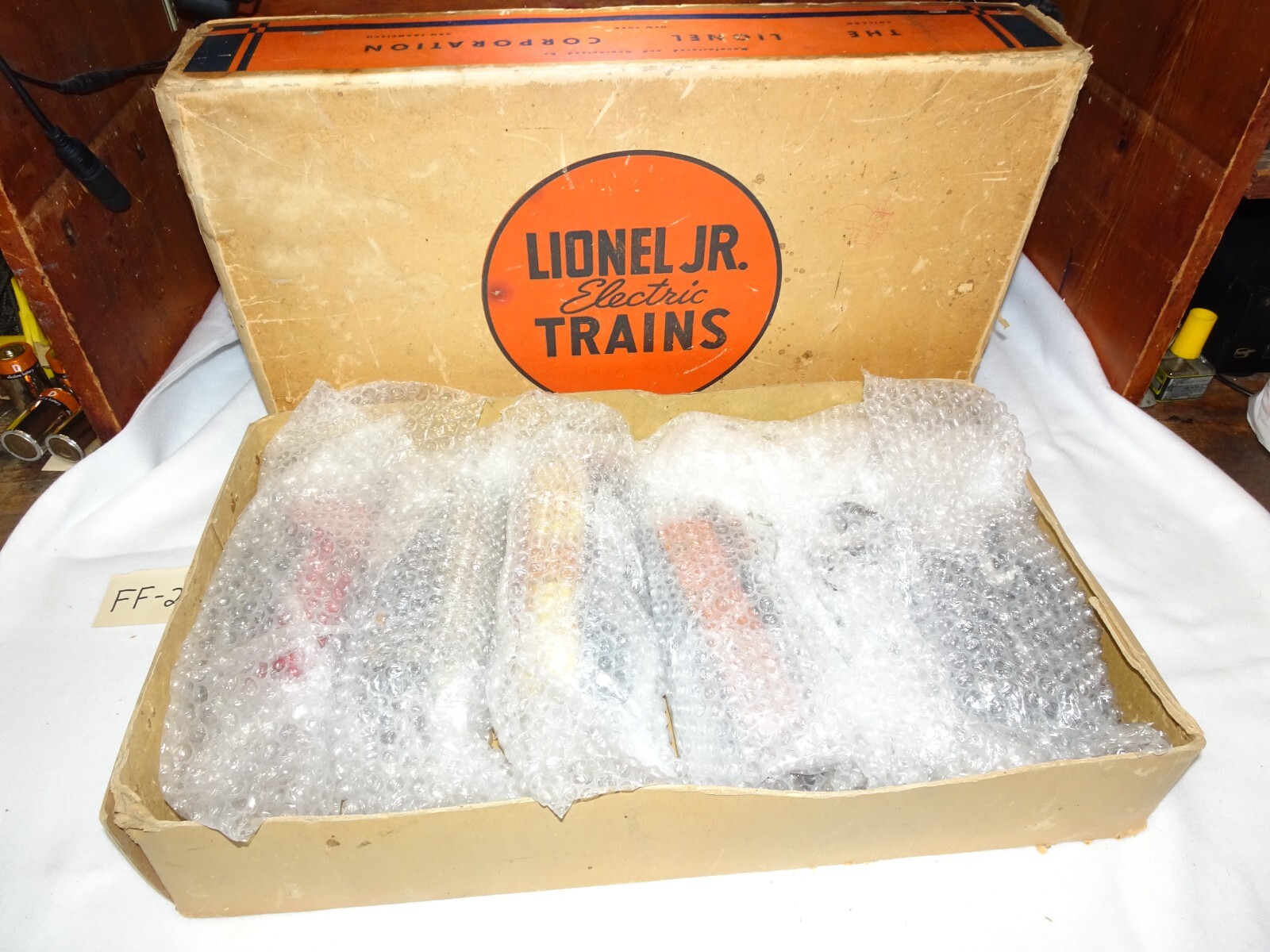 Vintage Lionel JR 1055 Prewar Freight Train Set w'Transformer and RED ...