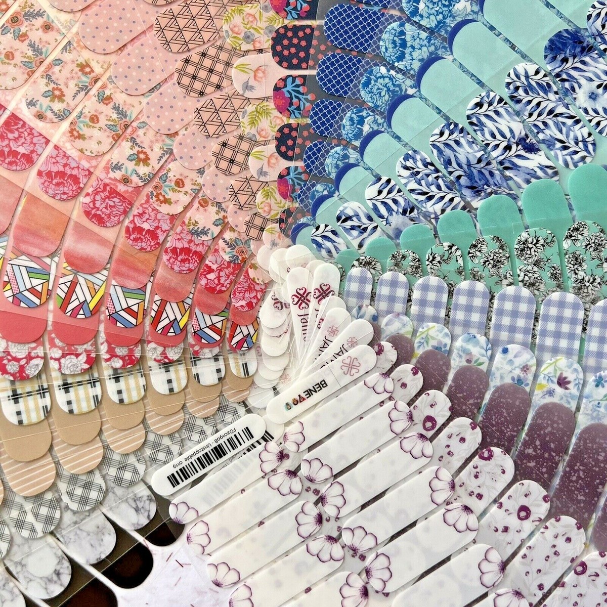 Turba Ombre Jamberry Toria Hotaling, Independent Jamberry Consultant