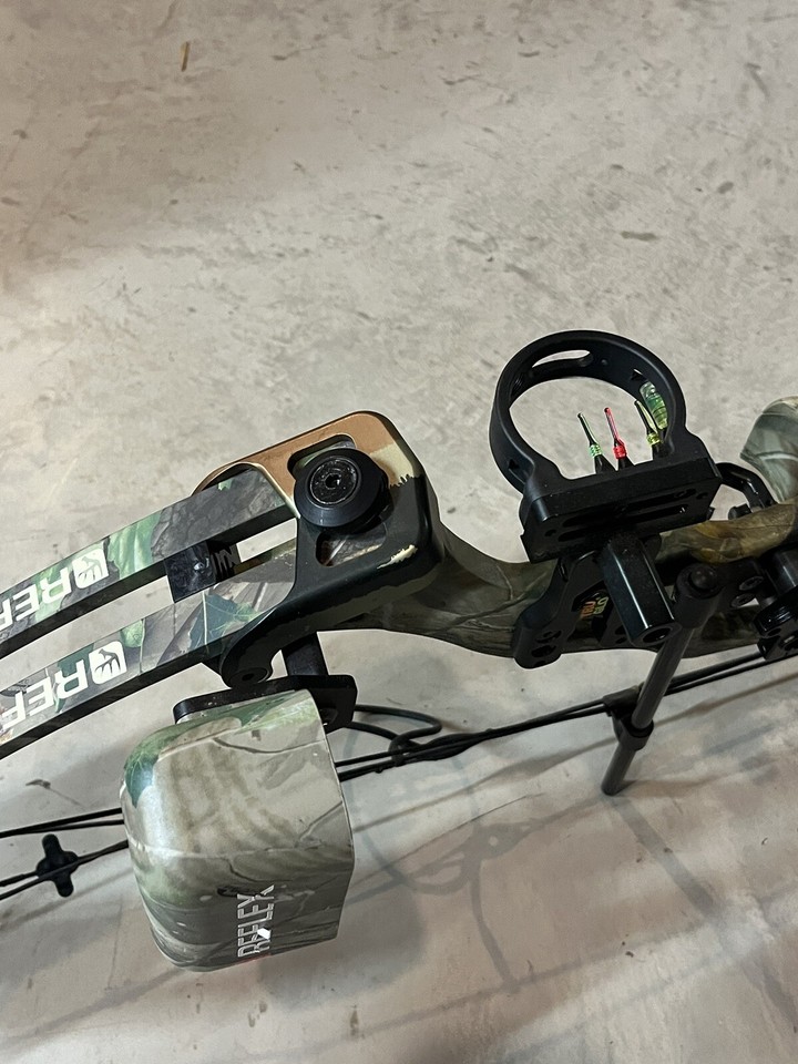 Grizzly REFLEX Compound Bow 50# RH | eBay