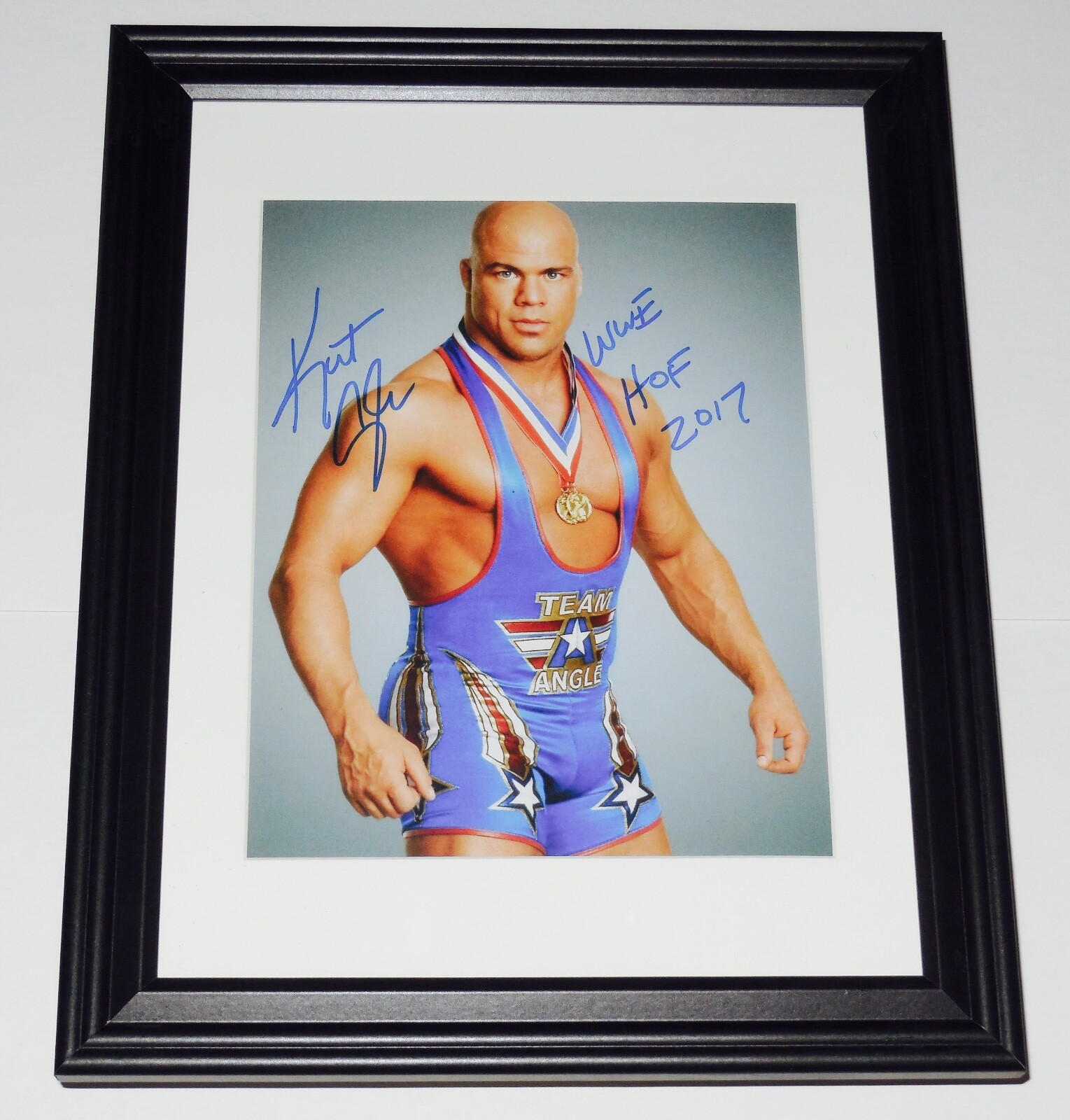 KURT ANGLE AUTOGRAPHED 8X10 COLOR PHOTO (FRAMED & MATTED) - WWE HOF! | eBay