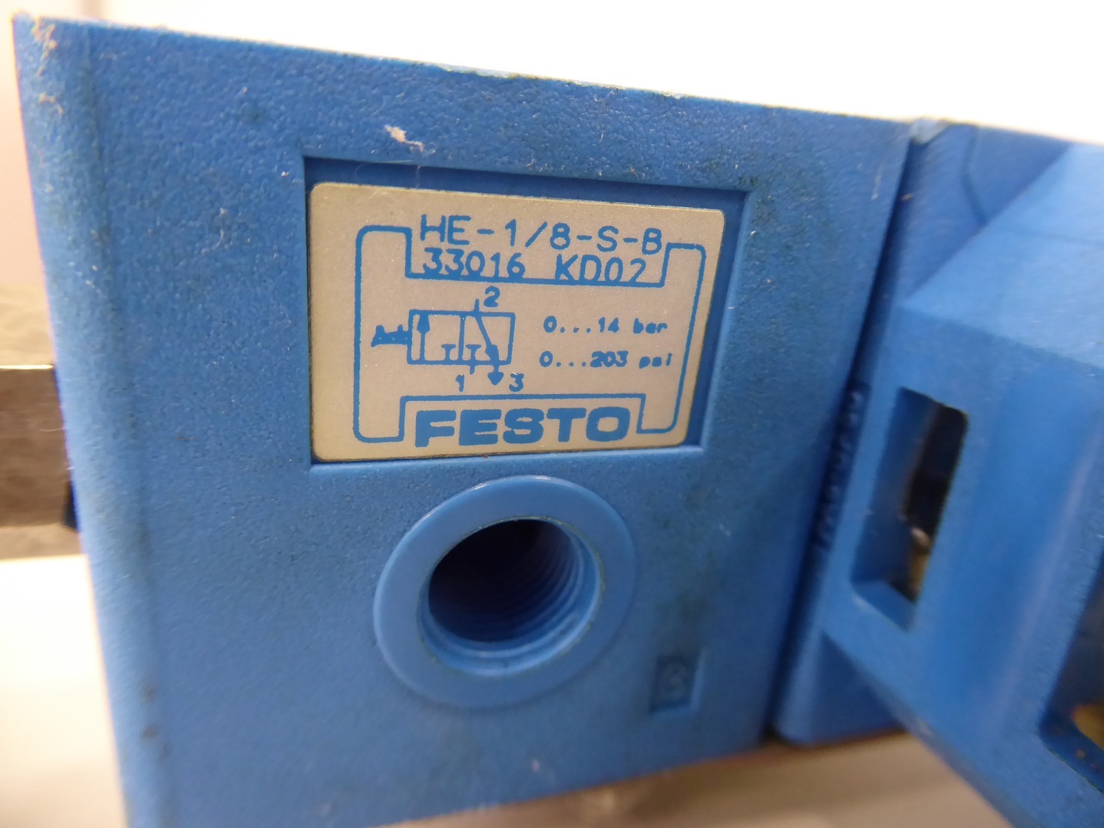 Festo LFB-1/8-S-B Module Assembly With Valve HE-1/8-S-B 150018 101290 ...