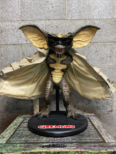 Gremlins Puppet Display Doll Stand for Full Size Gremlin Movie Prop ...