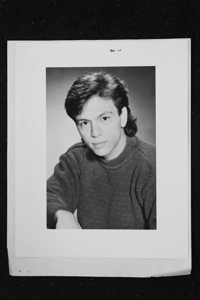 Glenn Scarpelli - Signed Autograph and Headshot Photo set - One Day at ...