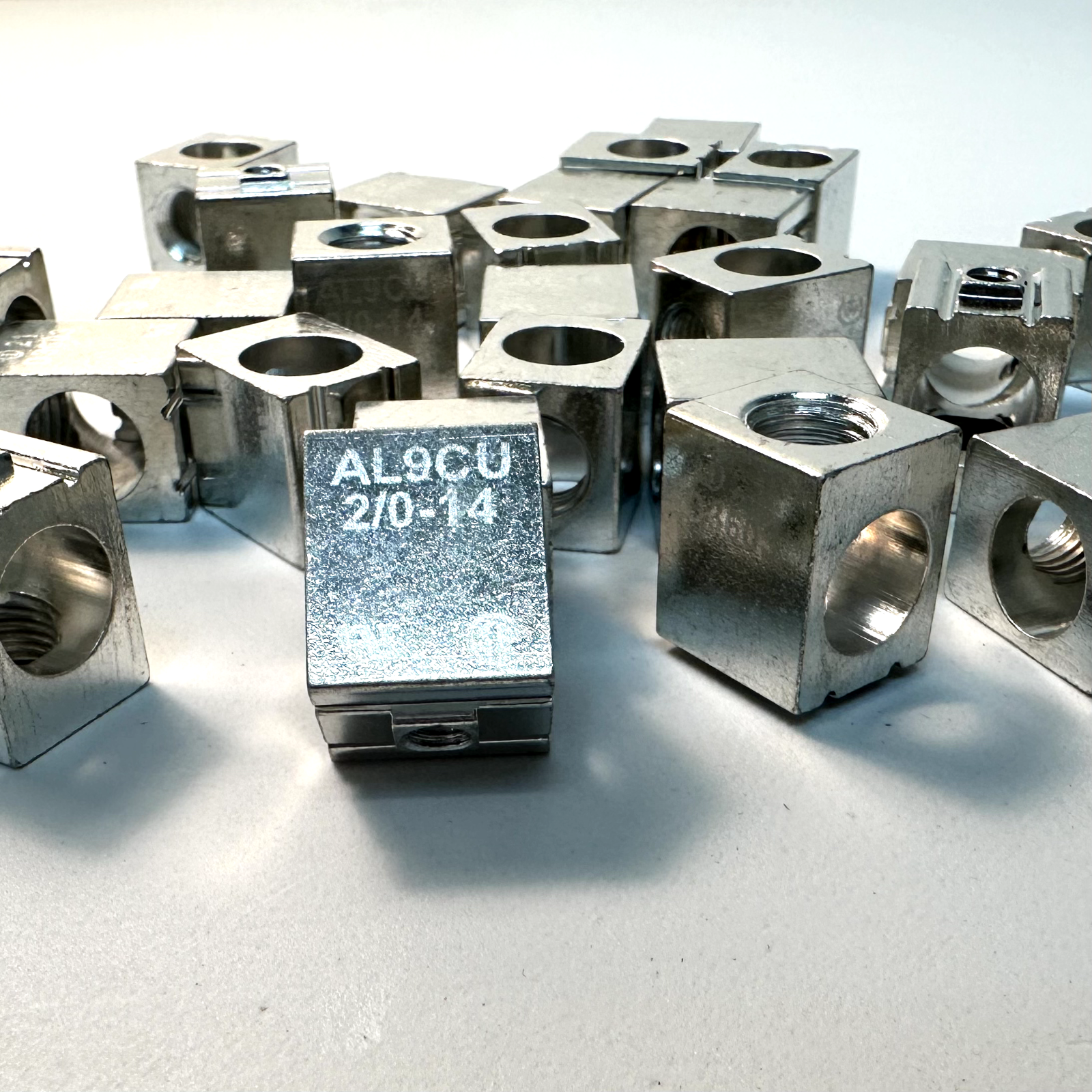 ILSCO Style D3603 Aluminum Lug Connector (2/0-14) - Lot of 200 | eBay