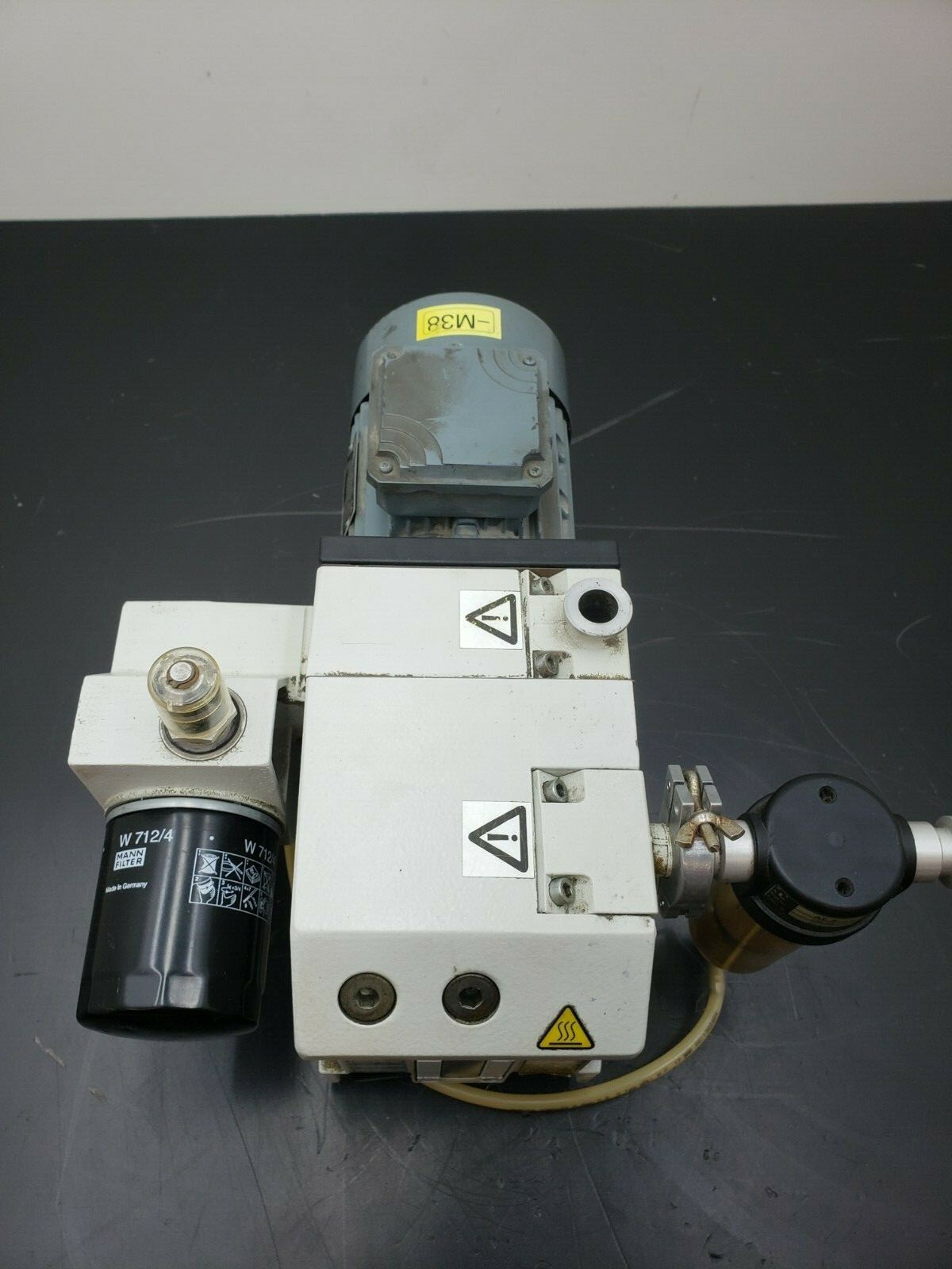 Leybold Trivac 240V D4B Tested To 10 Microns W/ AF8 Filter, OF4-25 | eBay