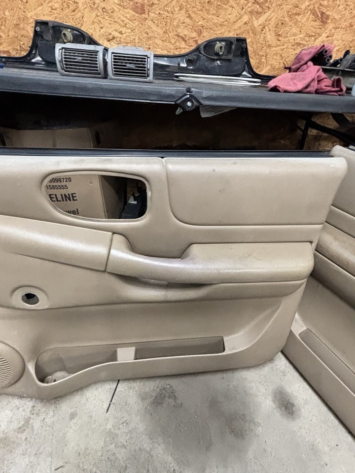 98-05 Blazer S10 Jimmy L&R door panel crank windows ~ 006 05 14 25 | eBay