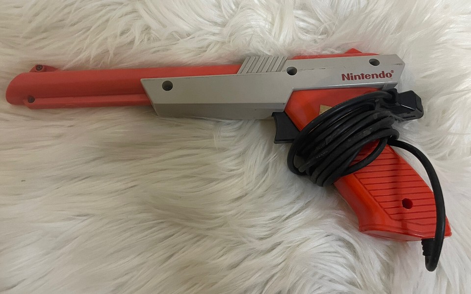 Nintendo NES Zapper Gun Controller Orange W/ Super Mario & Duck Hunt ...