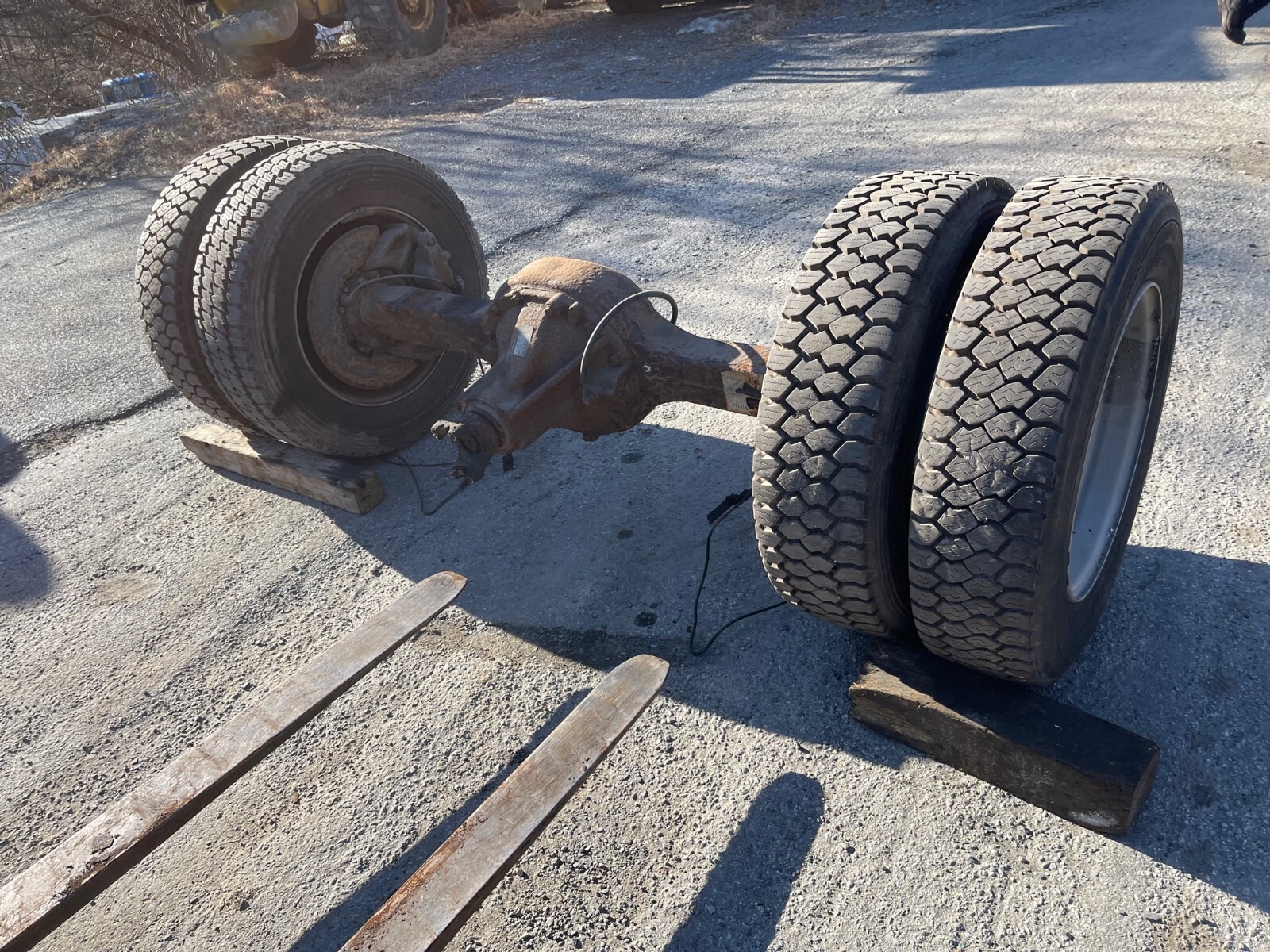 Rear Axle Assembly Detroit D742820 2010 Freightliner MT45 | eBay