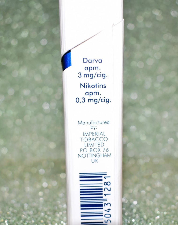 filter cigarettes Empty pack Vintage with inset tobacco Fussion ...