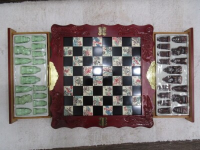 Chinese Asian Chess Board Game Set - With Carved Jade & Red Pieces ...
