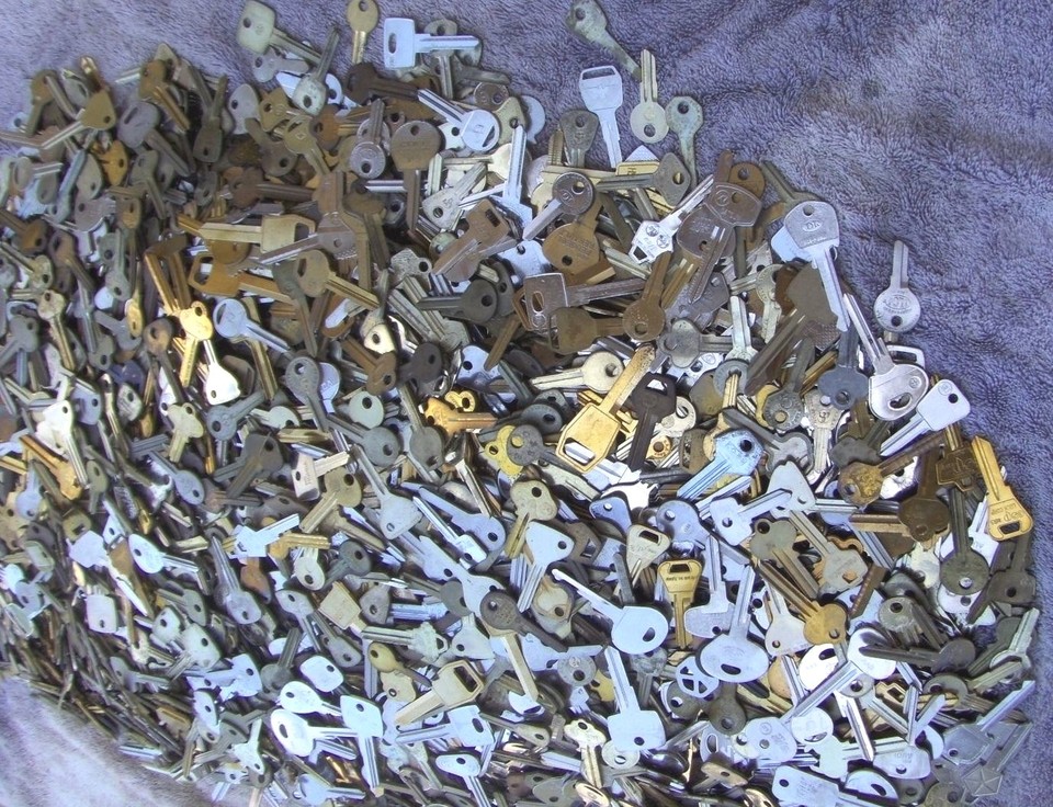 4 pounds KEY BLANKS House, Cars... Some old & vintage | eBay