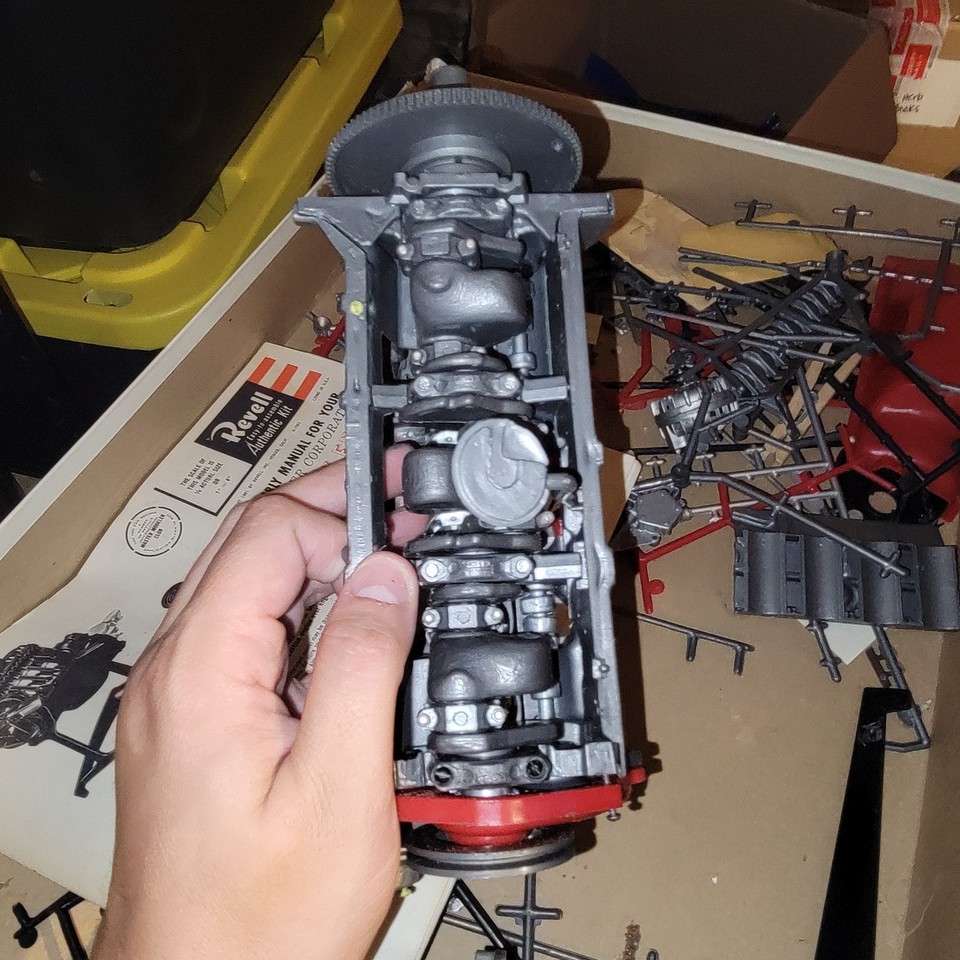Revell Slant Six Motorized Engine 1/4 Scale Model Kit H-1553 1961 ...
