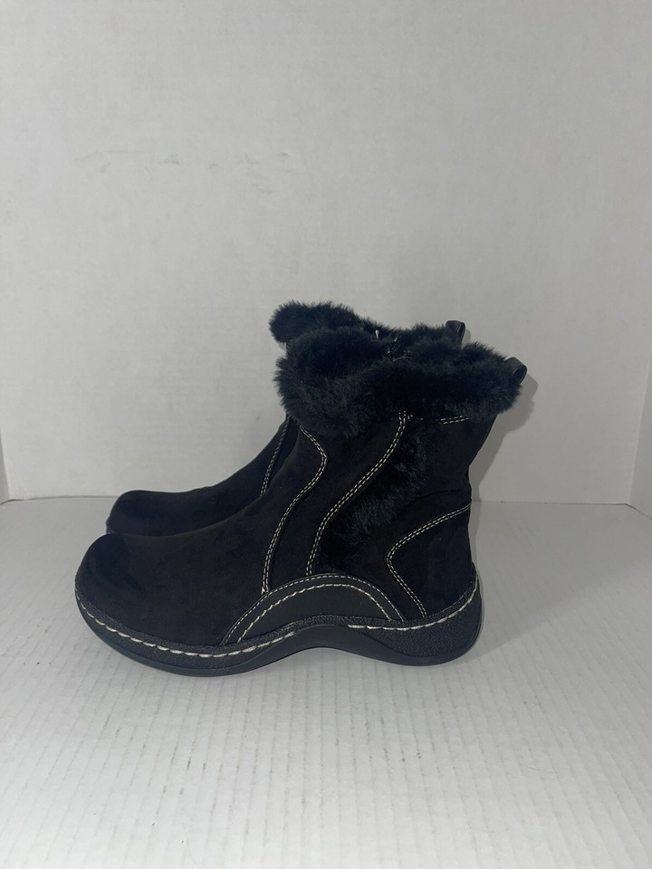 Wear Ever Woman’s Black Boots 🥾 with Side Zippers and Faux Fur inside ...