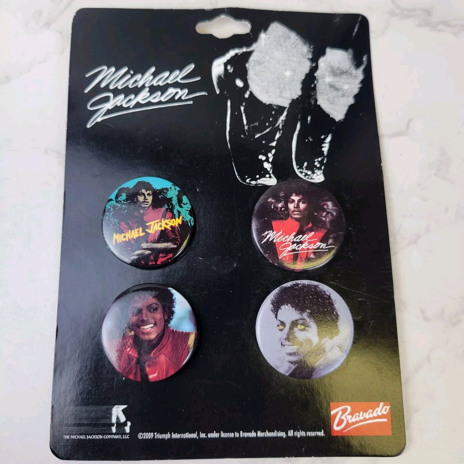 Michael Jackson Pins Bravado Set of 4 New Pinback Pins 2009 Michael ...