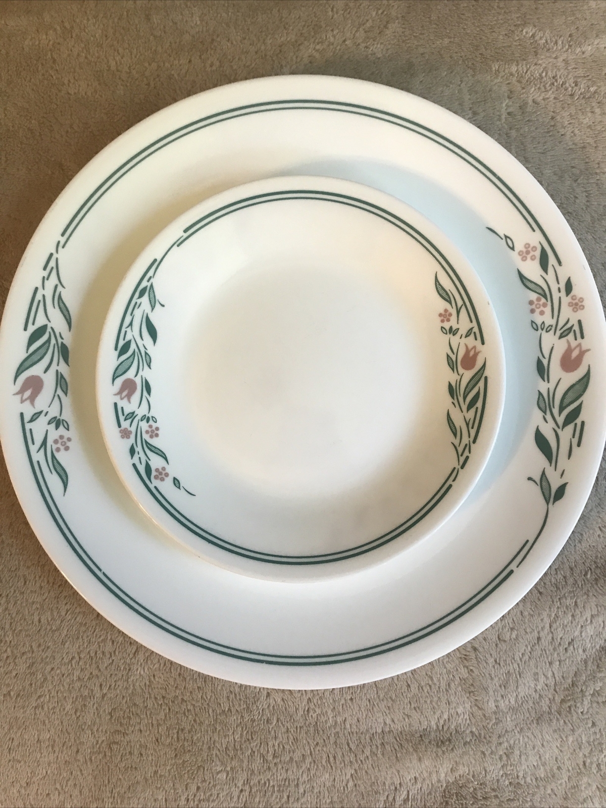 5 Pc Corelle ROSEMARIE Tulips 3 Dinner Plates & 2 Bread/Dessert Plates ...