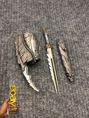 1/6 Hot Toys MMS16 Aliens Vs Predator Elder Predator Arm Armor Weapon ...