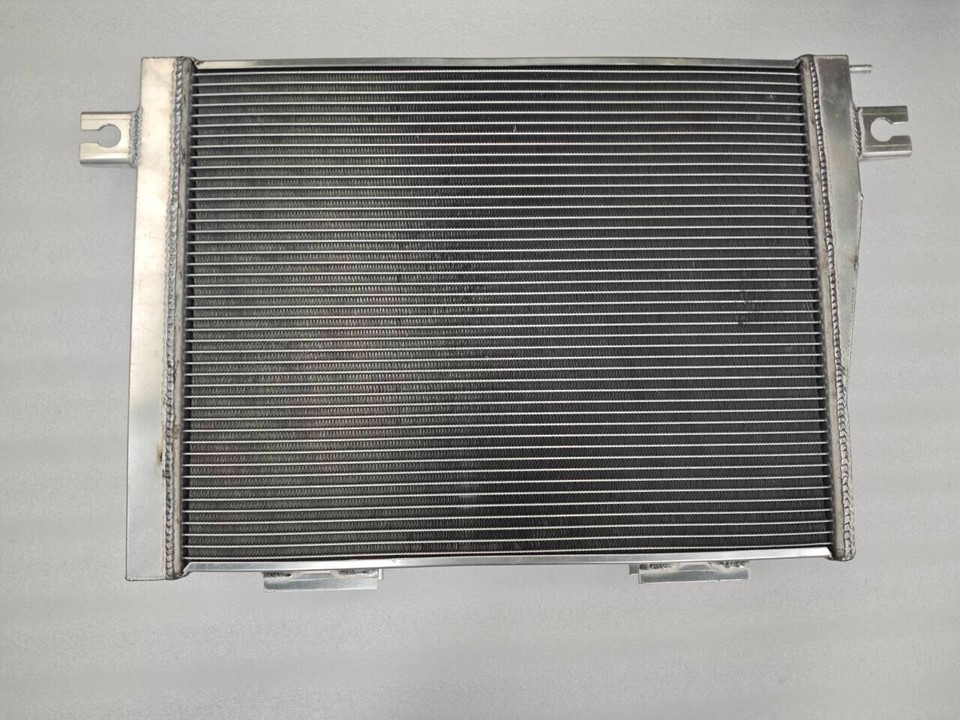 56MM AUTO RADIATOR For BMW 5 E28 525 i/528 i/533 i ; 6 E24 628/633/635 ...