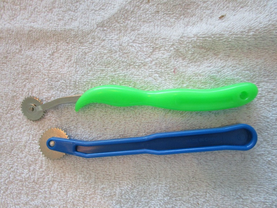 2 Vintage Sewing Needle Point Serrated Edge Pattern Tracer Tracing ...