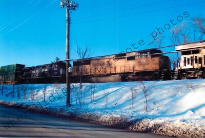 Union Pacific UP 4034 EMD SD70M Wheaton ILL 2-6-15 Photo | eBay
