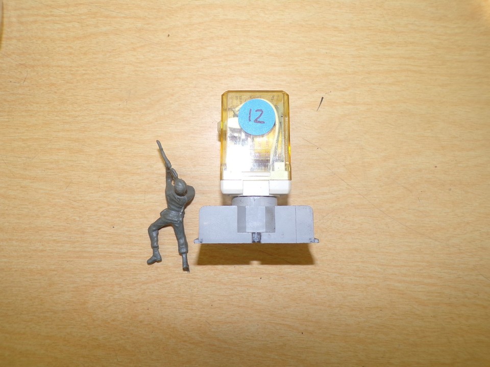 Idec Relay RR2P-ULC, 26230, W/ P&B Base 27E122 *FREE SHIPPING* | eBay