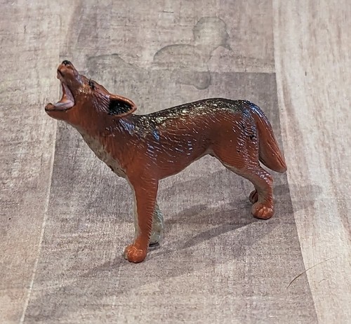 Play Visions Collectible 1996 Animal Figure Minature COYOTE PV | eBay