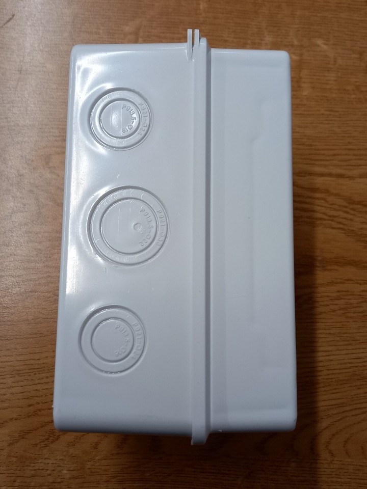 2 Way Garage Caravan Shed Boat Mini Consumer Unit 40A 30Ma RCD 2 MCBS ...