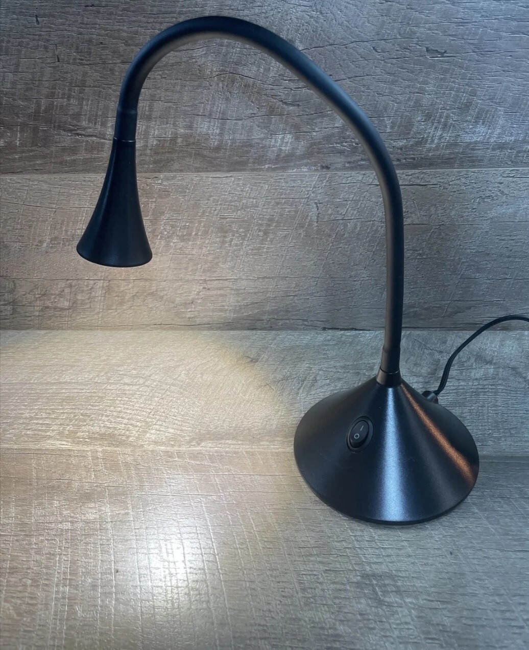 SUNBEAM Flexible Neck LED Desk LAMP Adjustable Light Energy Star (White ...