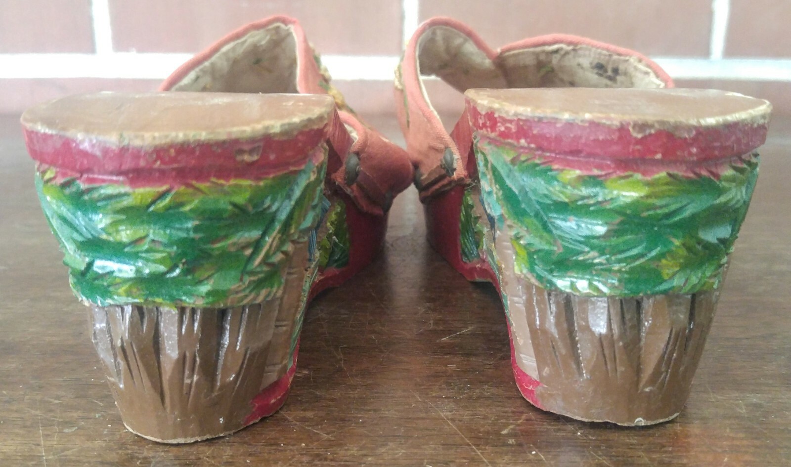 Vintage 1940s Asian Carved Tiki Hut Palm Trees Open Toe Wood Clog Bakya ...
