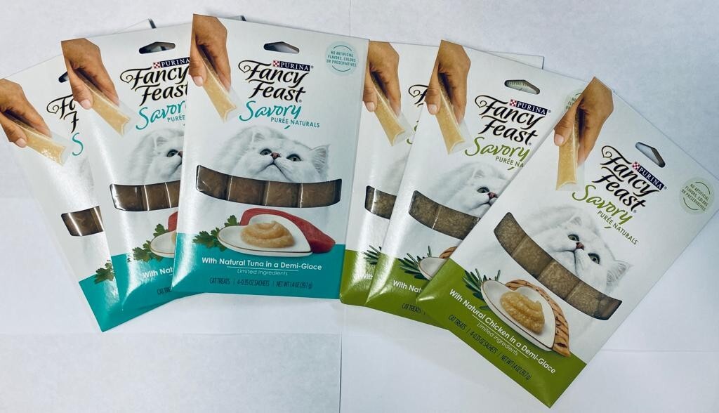Purina Fancy Feast Savory Puree Naturals Moist Cat Treats Tube - 1.4oz ...