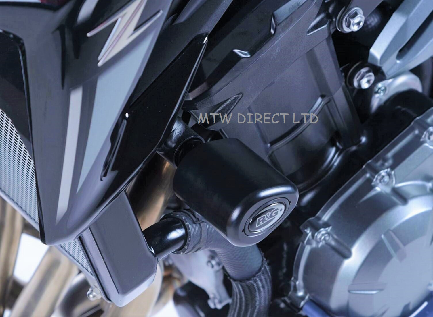 Kawasaki Z900 2017- 2018 R&G Racing aero style crash protectors bobbins ...