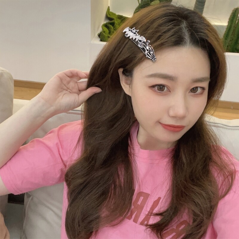 Goth Duckbill Bat Skull Hairpin Teen Adult Side Bangs Hair Clip | eBay