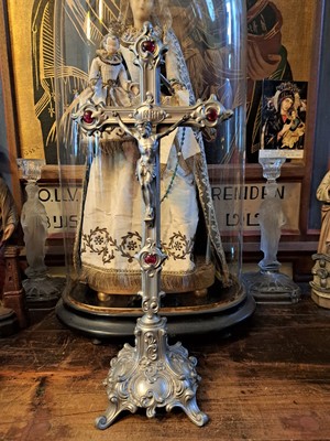 Crucifixes & Crosses - Altar Crucifix